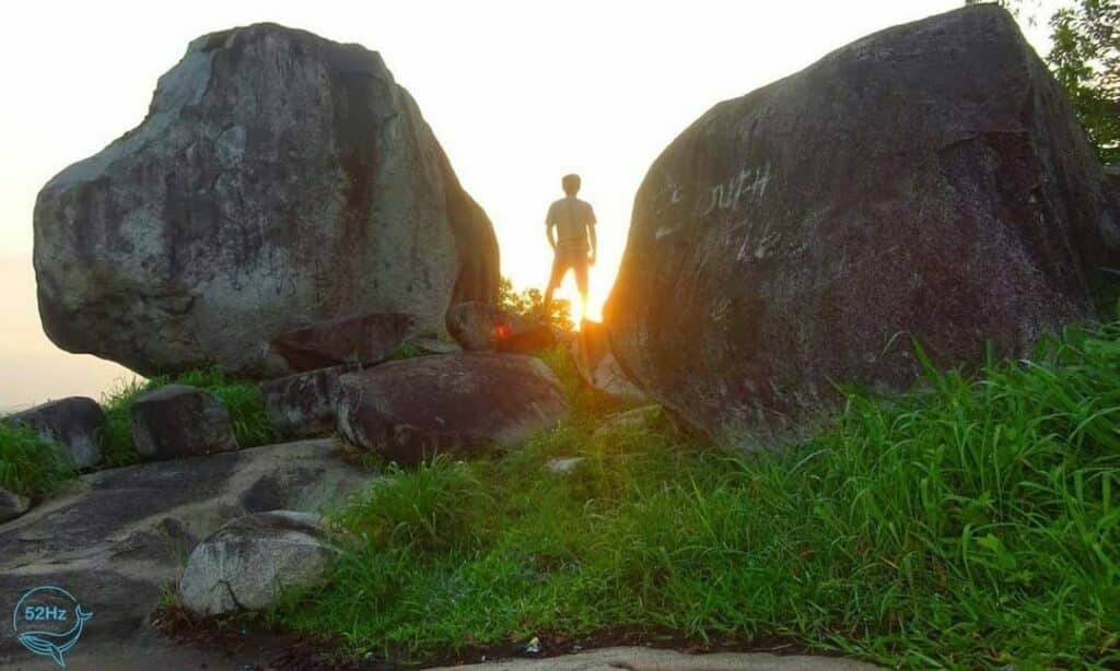 Đá Ba Chồng - Danh Lam Thắng Cảnh Đặc Biệt Ở Đồng Nai